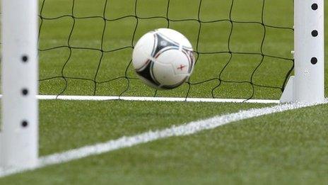 Premier League to use goal-line system for first time - BBC News