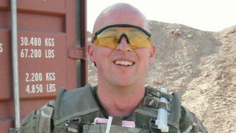 Manchester soldier David McIntyre terrified over US extradition - BBC News