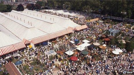 Chelsea Flower Show: The small show with a big birthday - BBC News