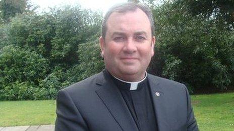 Fr Francis Bradley is new leader of Derry Diocese - BBC News