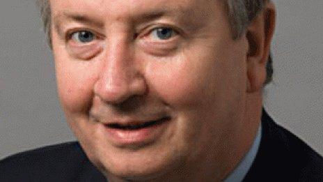 Dignity and decorum shown over MSP Brian Adam's death - BBC News