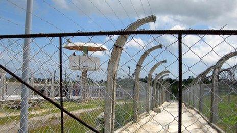 A glimpse inside Cuba's prisons - BBC News