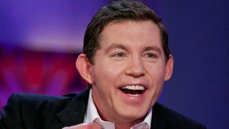 Lee Evans announces 51-date tour for 2014 - BBC News