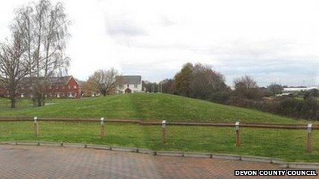 New station for Exeter's Newcourt development - BBC News
