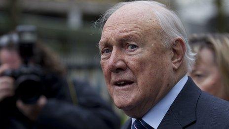 Stuart Hall cleared of rape but convicted of indecent assault - BBC News