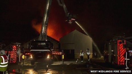 Firefighters in Tipton and Tile Cross tackle major blazes - BBC News