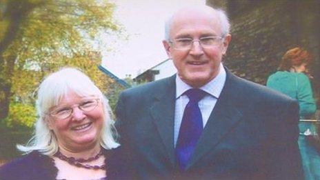 Award for Maureen Greaves, widow of murdered organist - BBC News