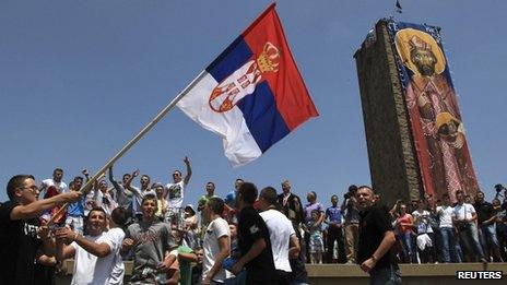 Kosovo tackles tough questions of religion and conflict - BBC News