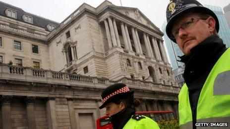 Anti-bribery training launched in City of London - BBC News