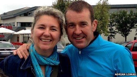 Anglo-French message-in-a-bottle pair meet after 34 years - BBC News