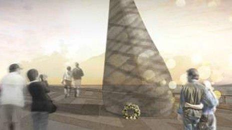 Hull's lost trawlermen memorial sculpture unveiled - BBC News