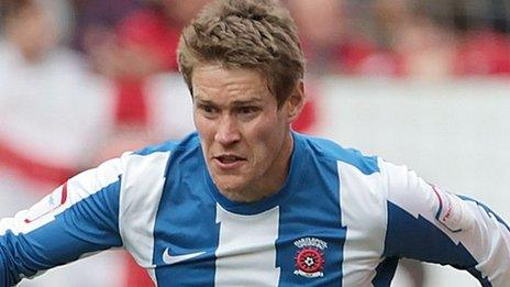 Hartlepool: Colin Cooper hails Tony Sweeney professionalism - BBC Sport