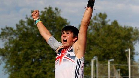 Scott Jones: Paralympic omission inspires world champion - BBC Sport