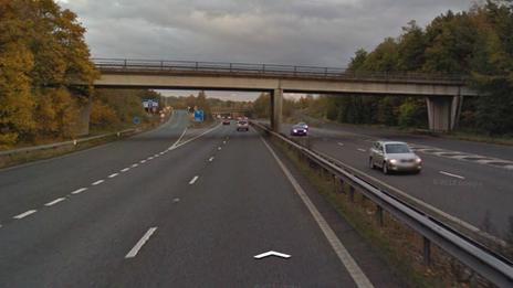 M54 in Telford to be closed overnight for five months - BBC News