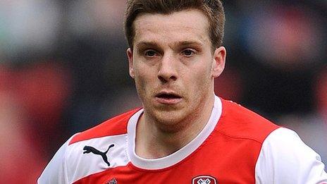 Marcos Navas: Bury sign Manchester City star's brother - BBC Sport