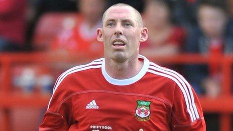 Wrexham boss Andy Morrell encouraged despite defeat at Halifax - BBC Sport