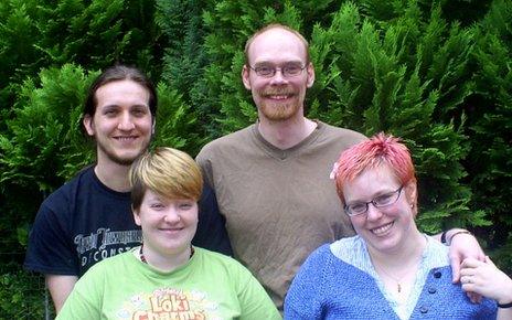 How does a polyamorous relationship between four people work? - BBC News