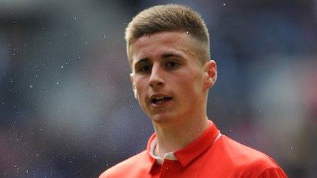 Ryan Colclough: Crewe keen for teenager to kickstart career - BBC Sport