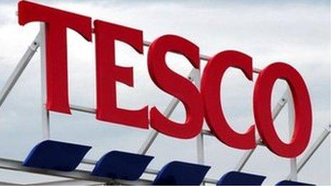 333 new customer service jobs for Derry - BBC News