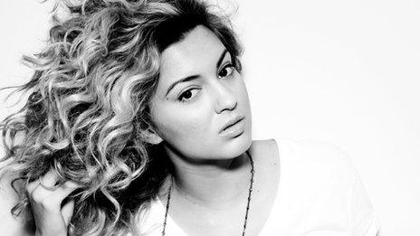 Tori Kelly: I'm working with Pharrell and Ed Sheeran - BBC News