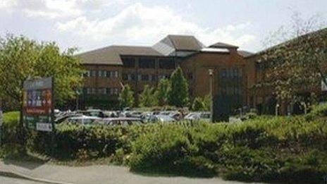 Musgrove Park Hospital to probe eye surgery issues - BBC News