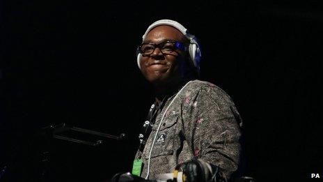 Wretch 32 and MistaJam pay tribute to rapper Depzman - BBC News