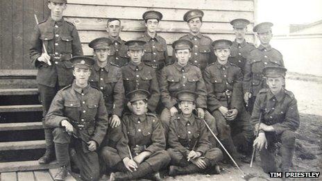 Work to recreate WWI Clipstone training trench - BBC News