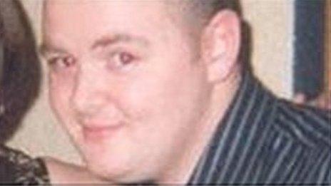 Anthony Cavanagh murder: £10,000 reward over 2005 one-punch death - BBC ...