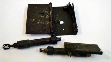 World War II: Bomb manual for Churchill's 'secret army' - BBC News