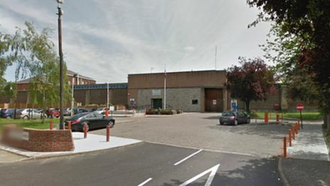 HMP Chelmsford inmate back in cell after roof incident - BBC News