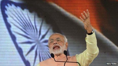 India election: BJP's Modi rally hit by deadly blasts - BBC News