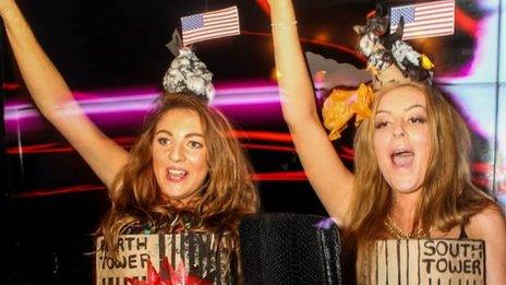 Leeds Union probes hockey team's 'ill- judged chav party' - BBC News