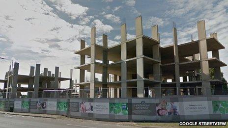 Heathrow Gateway development dubbed 'Coln Henge' - BBC News