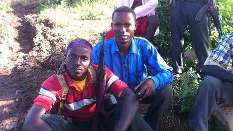 Under fire on a dangerous Somali road - BBC News