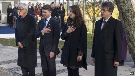 John F Kennedy remembered at Runnymede memorial - BBC News