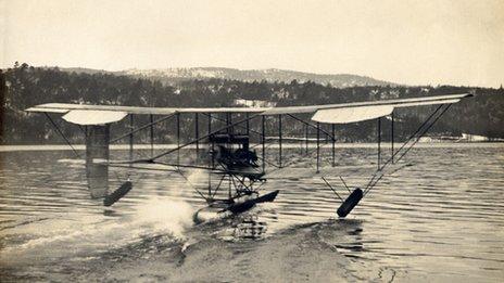 Waterbird: Replica of UK's first seaplane flies over Windermere - BBC News