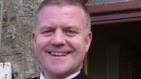 Glasgow helicopter crash: Clutha bar tragedy victims - BBC News