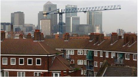 UK construction growth fastest since August 2007 - BBC News