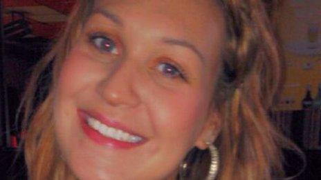 Victoria Adams stabbing: Murder charged over Oldham death - BBC News