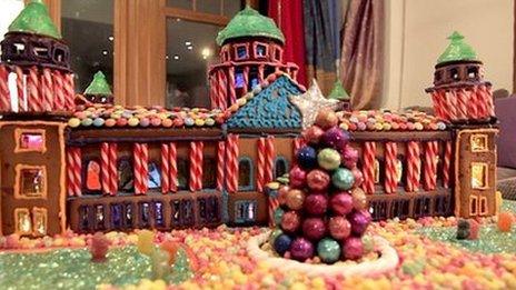 Gingerbread landmarks of the UK - BBC News