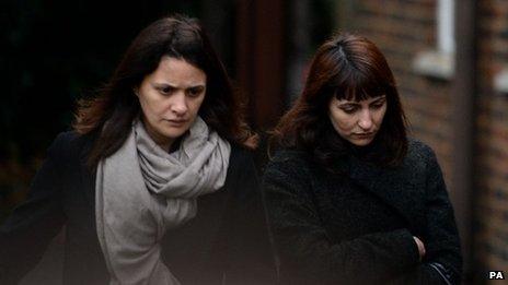 The Grillo sisters: Nigella's 'kitchen confidantes' - BBC News