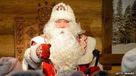 Russia: Santa to "drop in" on Space Station - BBC News