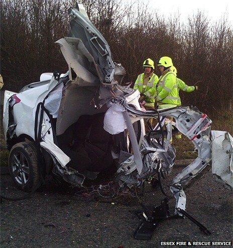 M11 Christmas Eve crash driver has 'incredible escape' - BBC News