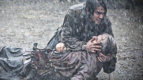 Musketeers return for 21st Century audience - BBC News