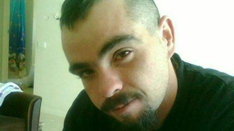 Sean Barrett death: Antony Fogarty jailed over Australia crash - BBC News