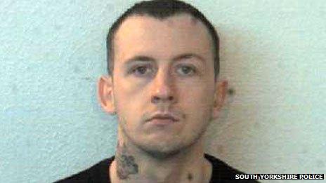 Alan Greaves murder: Jonathan Bowling loses sentence appeal - BBC News