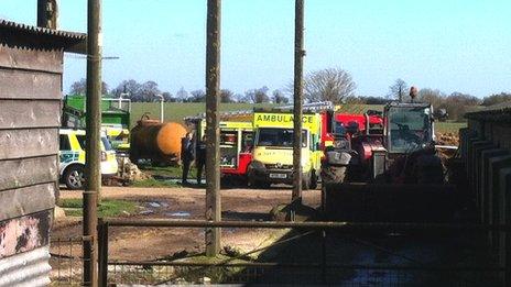 Trapped man rescued from slurry tank in Suffolk - BBC News