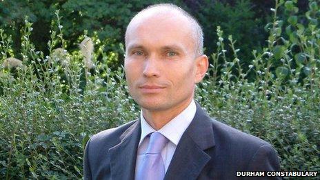 Mark Bushnell search: Fears for missing Durham School teacher - BBC News