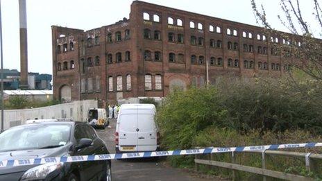 Death of man found in Sneinton is 'unexplained' - BBC News
