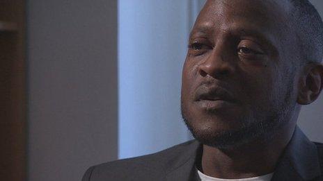 PC Keith Blakelock's widow appeals for witnesses - BBC News